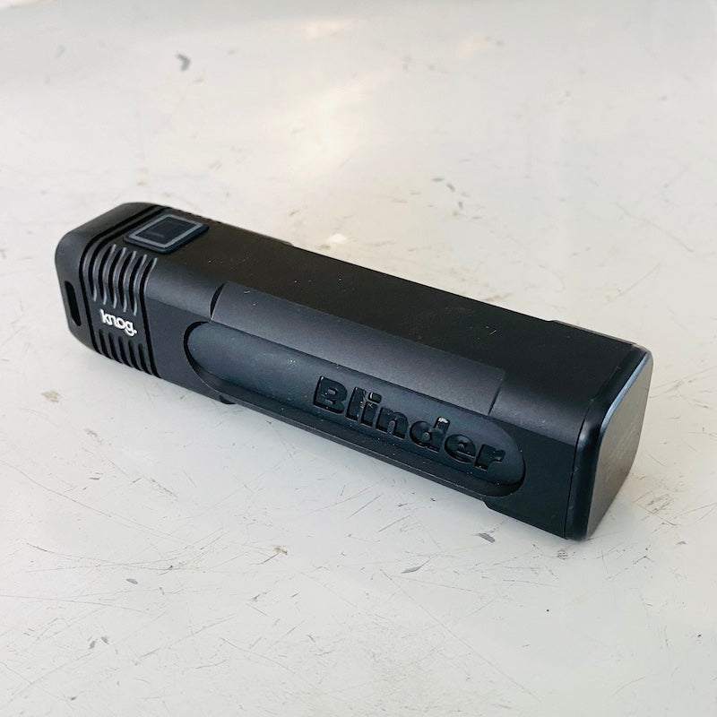 BLINDER 600 FRONT BIKE LIGHT – COG TOKYO